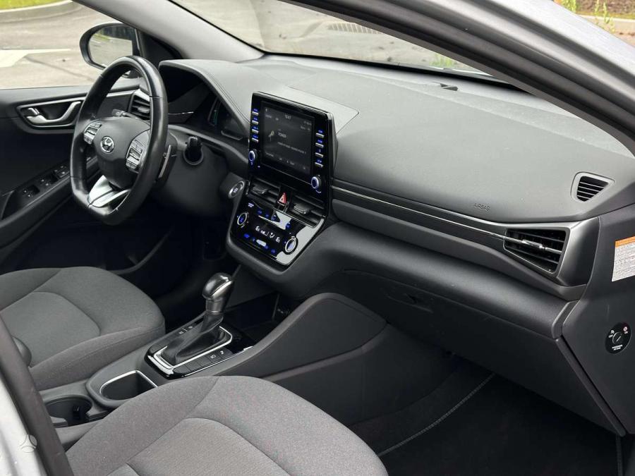 Pelēks Hyundai Ioniq 2019 Utena, ar dzinēja tilpumu 1.58 L un nobraukumu 166 tūkst. km par 10700 €, foto 17 vietnē AUTOMOTO.COM.LV