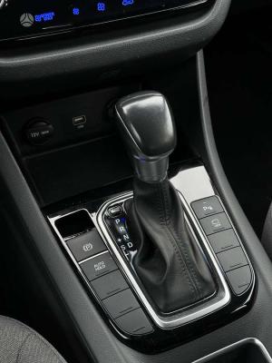 Pelēks Hyundai Ioniq 2019 Utena, ar dzinēja tilpumu 1.58 L un nobraukumu 166 tūkst. km par 10700 €, foto 23 vietnē AUTOMOTO.COM.LV