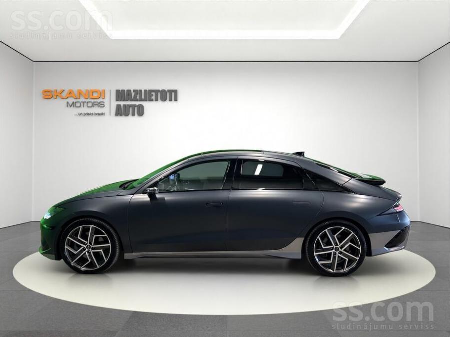 Pelēks Hyundai Ioniq 2023 Rīga, ar dzinēja tilpumu 0.00 L un nobraukumu 30 tūkst. km par 37490 €, foto 4 vietnē AUTOMOTO.COM.LV