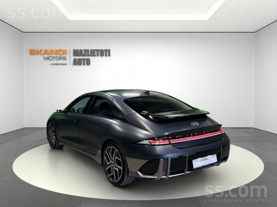 Pelēks Hyundai Ioniq 2023 Rīga, ar dzinēja tilpumu 0.00 L un nobraukumu 30 tūkst. km par 37490 €, foto 5 vietnē AUTOMOTO.COM.LV