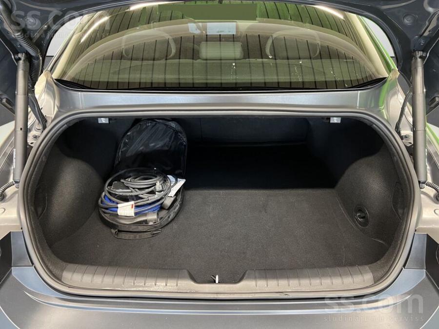 Pelēks Hyundai Ioniq 2023 Rīga, ar dzinēja tilpumu 0.00 L un nobraukumu 30 tūkst. km par 37490 €, foto 23 vietnē AUTOMOTO.COM.LV