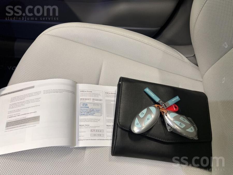 Pelēks Hyundai Ioniq 2023 Rīga, ar dzinēja tilpumu 0.00 L un nobraukumu 30 tūkst. km par 37490 €, foto 28 vietnē AUTOMOTO.COM.LV