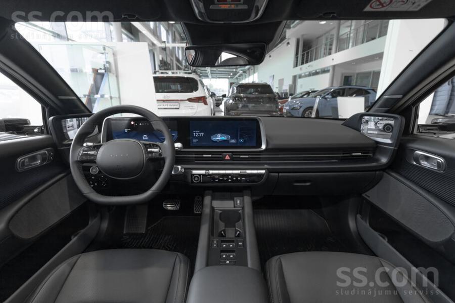 Pelēks Hyundai Ioniq 2024 Rīga, ar dzinēja tilpumu 0.00 L un nobraukumu 18 tūkst. km par 53379 €, foto 11 vietnē AUTOMOTO.COM.LV
