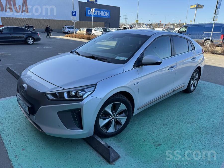Hyundai Ioniq 2017 Rīga, ar dzinēja tilpumu 0.00 L un nobraukumu 136 tūkst. km par 11800 €, foto 6 vietnē AUTOMOTO.COM.LV