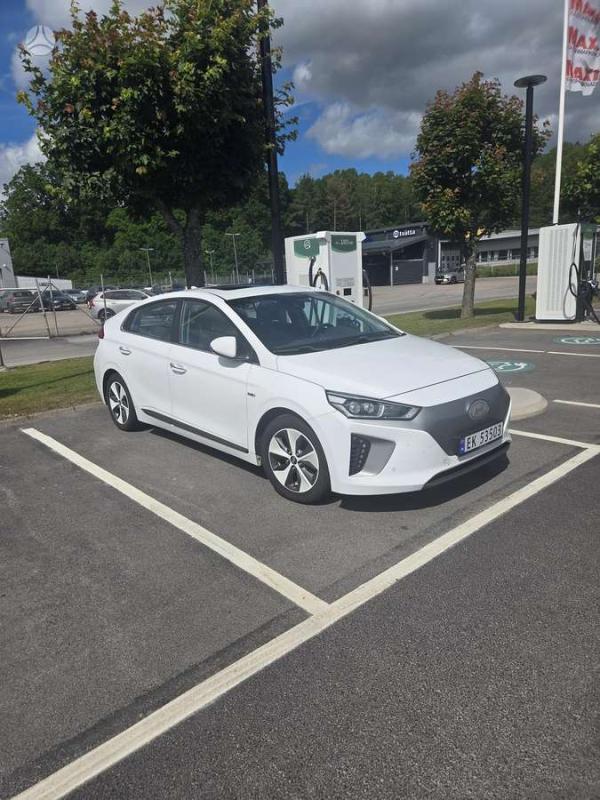 Hyundai Ioniq 2017 Kauņa, ar dzinēja tilpumu 0.00 L un nobraukumu 166 tūkst. km par 8000 €, foto 2 vietnē AUTOMOTO.COM.LV