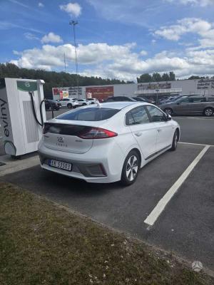 Hyundai Ioniq 2017 Kauņa, ar dzinēja tilpumu 0.00 L un nobraukumu 166 tūkst. km par 8000 €, foto 5 vietnē AUTOMOTO.COM.LV
