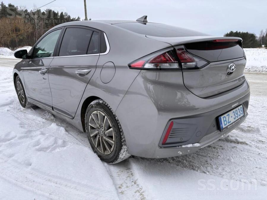 Hyundai Ioniq 2021 Rīga, ar dzinēja tilpumu 1.00 L un nobraukumu 79 tūkst. km par 16500 €, foto 3 vietnē AUTOMOTO.COM.LV