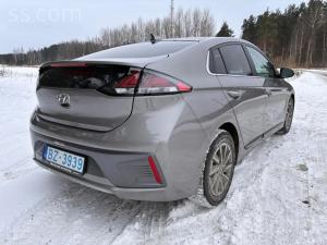 Hyundai Ioniq 2021 Rīga, ar dzinēja tilpumu 1.00 L un nobraukumu 79 tūkst. km par 16500 €, foto 4 vietnē AUTOMOTO.COM.LV
