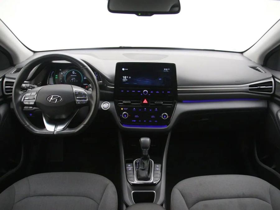 Hyundai Ioniq 2021 in Vilnius, with an engine capacity of 1.60 L and mileage of 197 thousand km for 13399 €, photo 3 on AUTOMOTO.COM.LV
