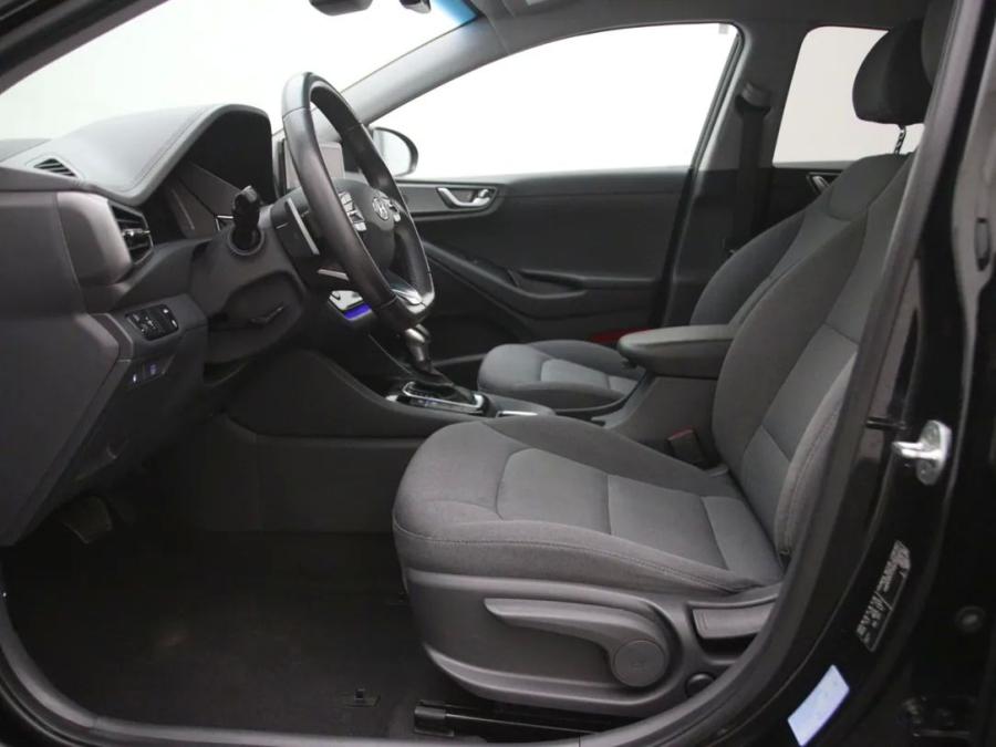 Hyundai Ioniq 2021 in Vilnius, with an engine capacity of 1.60 L and mileage of 197 thousand km for 13399 €, photo 5 on AUTOMOTO.COM.LV