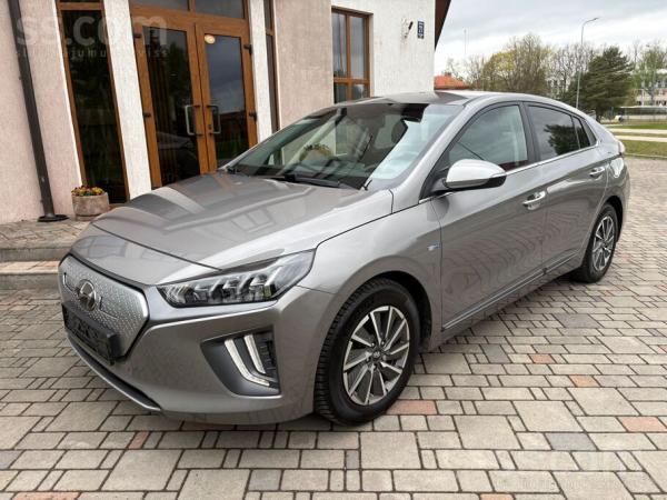Hyundai Ioniq 2021 in Jelgava, with an engine capacity of 1.60 L and mileage of 54 thousand km for 13900 €, photo 4 on AUTOMOTO.COM.LV