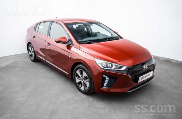 Red Hyundai Ioniq 2018 in Tallinn, with an engine capacity of 0.00 L and mileage of 153 thousand km for 34990 €, photo 3 on AUTOMOTO.COM.LV