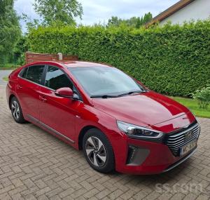 Sarkans Hyundai Ioniq 2019 Rīga, ar dzinēja tilpumu 1.60 L un nobraukumu 198 tūkst. km par 10600 €, foto 3 vietnē AUTOMOTO.COM.LV