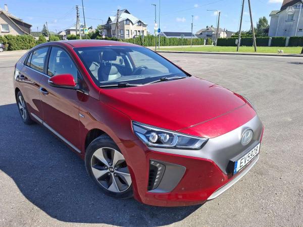Hyundai Ioniq 2019 KauÅa vietnÄ Sarkans Hyundai Ioniq 2019 KauÅa, ar dzinÄja tilpumu 0.00 L un nobraukumu 102 tÅ«kst. km par 16900 ā¬, foto 1 vietnÄ AUTOMOTO.COM.LV