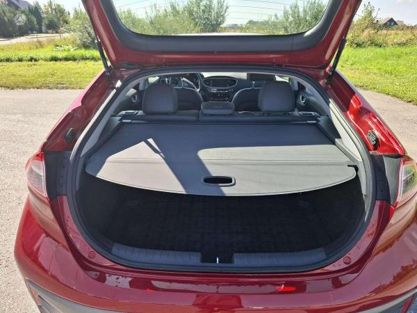 Hyundai Ioniq 2019 KauÅa vietnÄ Sarkans Hyundai Ioniq 2019 KauÅa, ar dzinÄja tilpumu 0.00 L un nobraukumu 102 tÅ«kst. km par 16900 ā¬, foto 8 vietnÄ AUTOMOTO.COM.LV