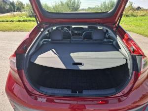 Red Hyundai Ioniq 2019 in Kaunas, with an engine capacity of 0.00 L and mileage of 102 thousand km for 16900 €, photo 8 on AUTOMOTO.COM.LV