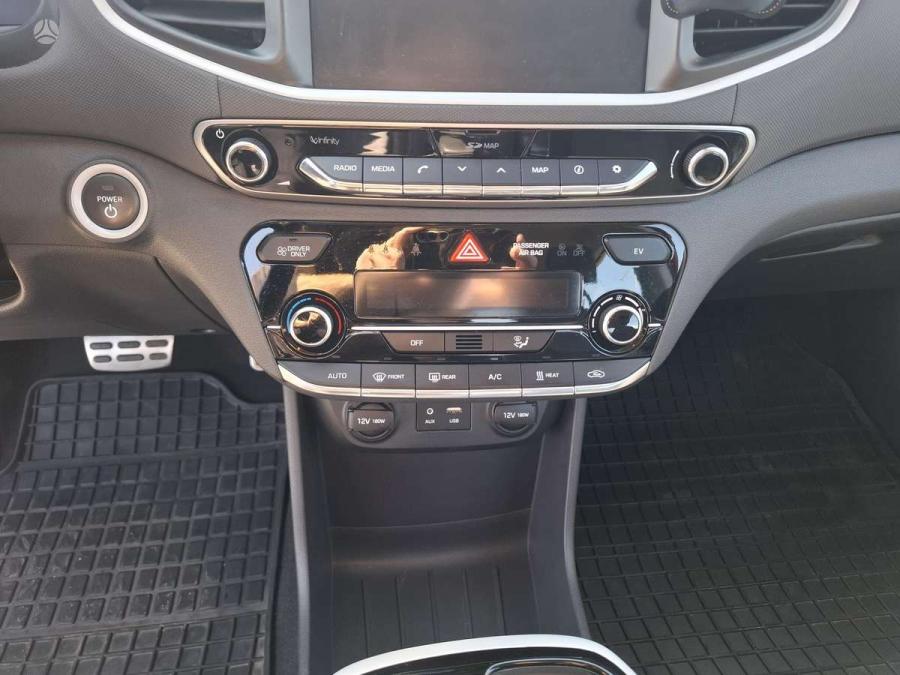 Red Hyundai Ioniq 2019 in Kaunas, with an engine capacity of 0.00 L and mileage of 102 thousand km for 16900 €, photo 11 on AUTOMOTO.COM.LV