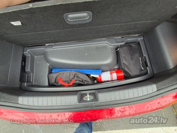 Red Hyundai Ioniq 2020 in Tallinn, with an engine capacity of 1.60 L and mileage of 115 thousand km for 12900 €, photo 6 on AUTOMOTO.COM.LV