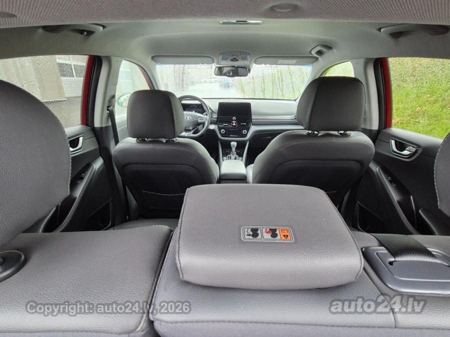 Красный Хендай Ioniq 2020 в Таллин, объемом двигателя 1.60 л и пробегом 115 тыс. км за 12900 €, фото 8 на AUTOMOTO.COM.LV
