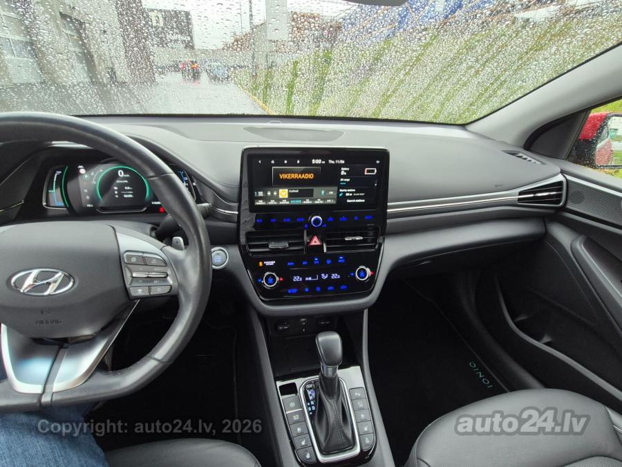 Красный Хендай Ioniq 2020 в Таллин, объемом двигателя 1.60 л и пробегом 115 тыс. км за 12900 €, фото 14 на AUTOMOTO.COM.LV