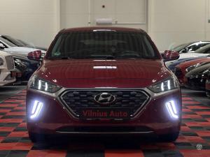 Red Hyundai Ioniq 2020 in Vilnius, with an engine capacity of 1.58 L and mileage of 116 thousand km for 14990 €, photo 3 on AUTOMOTO.COM.LV