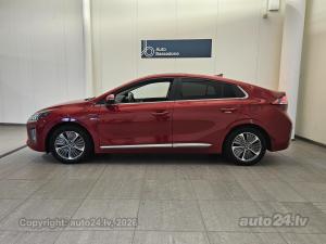 Красный Хендай Ioniq 2020 в Таллин, объемом двигателя 1.60 л и пробегом 116 тыс. км за 13900 €, фото 4 на AUTOMOTO.COM.LV