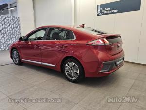 Красный Хендай Ioniq 2020 в Таллин, объемом двигателя 1.60 л и пробегом 116 тыс. км за 13900 €, фото 5 на AUTOMOTO.COM.LV