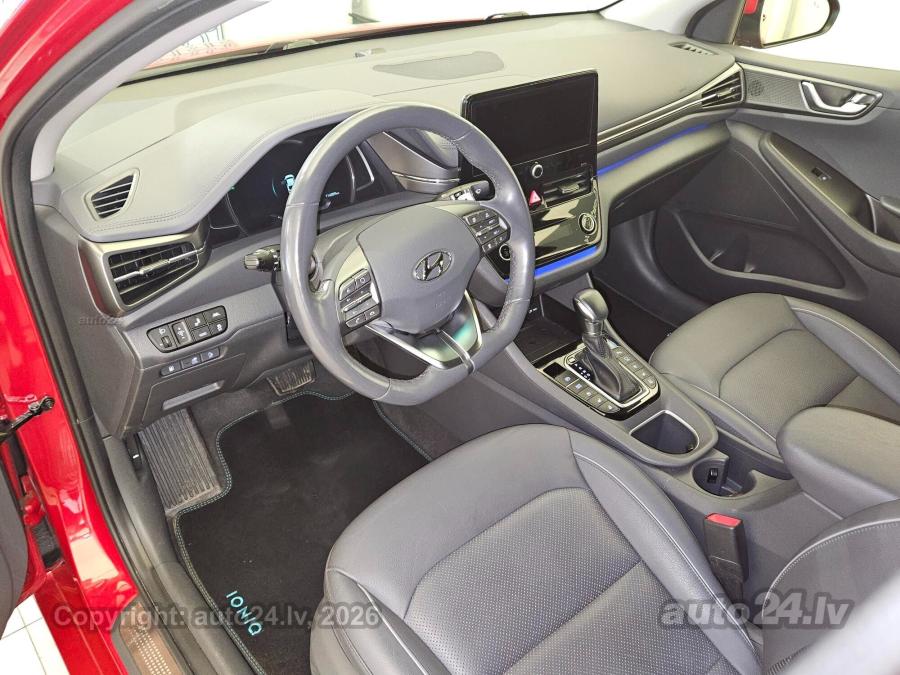 Красный Хендай Ioniq 2020 в Таллин, объемом двигателя 1.60 л и пробегом 116 тыс. км за 13900 €, фото 11 на AUTOMOTO.COM.LV