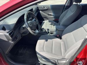 Red Hyundai Ioniq 2022 in Kaunas, with an engine capacity of 1.58 L and mileage of 80 thousand km for 12900 €, photo 8 on AUTOMOTO.COM.LV