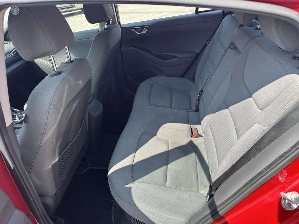Red Hyundai Ioniq 2022 in Kaunas, with an engine capacity of 1.58 L and mileage of 80 thousand km for 12900 €, photo 8 on AUTOMOTO.COM.LV
