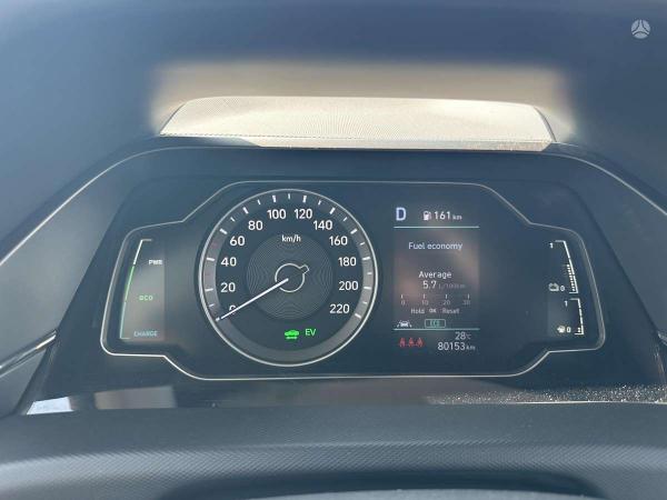 Red Hyundai Ioniq 2022 in Kaunas, with an engine capacity of 1.58 L and mileage of 80 thousand km for 12900 €, photo 10 on AUTOMOTO.COM.LV