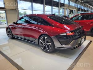 Красный Хендай Ioniq 2026 в Рига, объемом двигателя 0.00 л и пробегом 0 тыс. км за 60998 €, фото 6 на AUTOMOTO.COM.LV