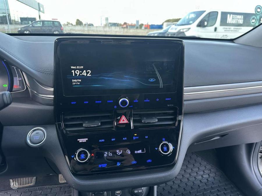 Balts Hyundai Ioniq 2020 Kauņa, ar dzinēja tilpumu 0.00 L un nobraukumu 58 tūkst. km par 13999 €, foto 22 vietnē AUTOMOTO.COM.LV
