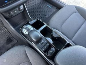 Balts Hyundai Ioniq 2020 Kauņa, ar dzinēja tilpumu 0.00 L un nobraukumu 58 tūkst. km par 13999 €, foto 25 vietnē AUTOMOTO.COM.LV