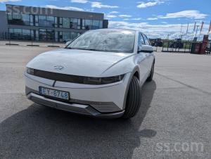 Balts Hyundai Ioniq 2021 Jelgava, ar dzinēja tilpumu 0.00 L un nobraukumu 87 tūkst. km par 29900 €, foto 3 vietnē AUTOMOTO.COM.LV