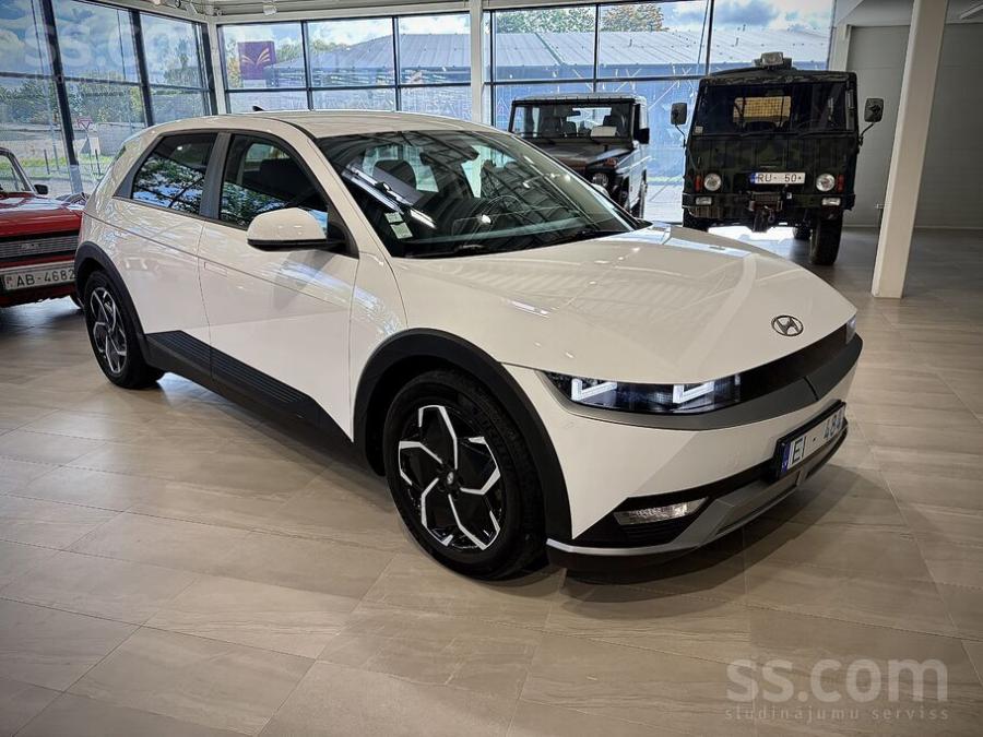 Белый Хендай Ioniq 2021 в Добеле, объемом двигателя 0.00 л и пробегом 114 тыс. км за 28150 €, фото 1 на AUTOMOTO.COM.LV