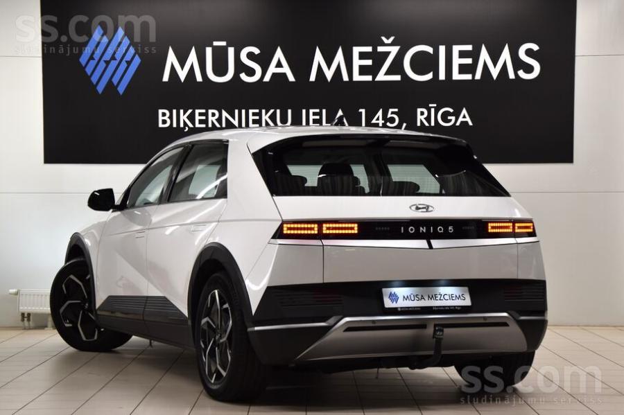 Balts Hyundai Ioniq 2022 Rīga, ar dzinēja tilpumu 0.00 L un nobraukumu 103 tūkst. km par 28490 €, foto 7 vietnē AUTOMOTO.COM.LV