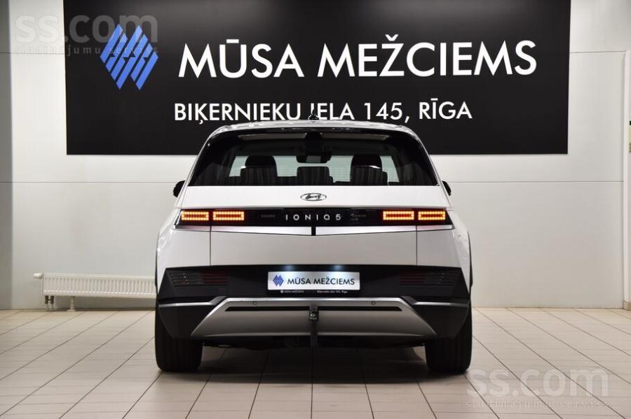 Balts Hyundai Ioniq 2022 Rīga, ar dzinēja tilpumu 0.00 L un nobraukumu 103 tūkst. km par 28490 €, foto 8 vietnē AUTOMOTO.COM.LV