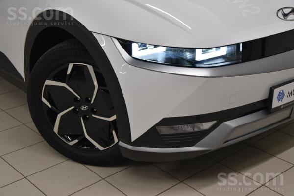 Balts Hyundai Ioniq 2022 Rīga, ar dzinēja tilpumu 0.00 L un nobraukumu 103 tūkst. km par 28490 €, foto 11 vietnē AUTOMOTO.COM.LV