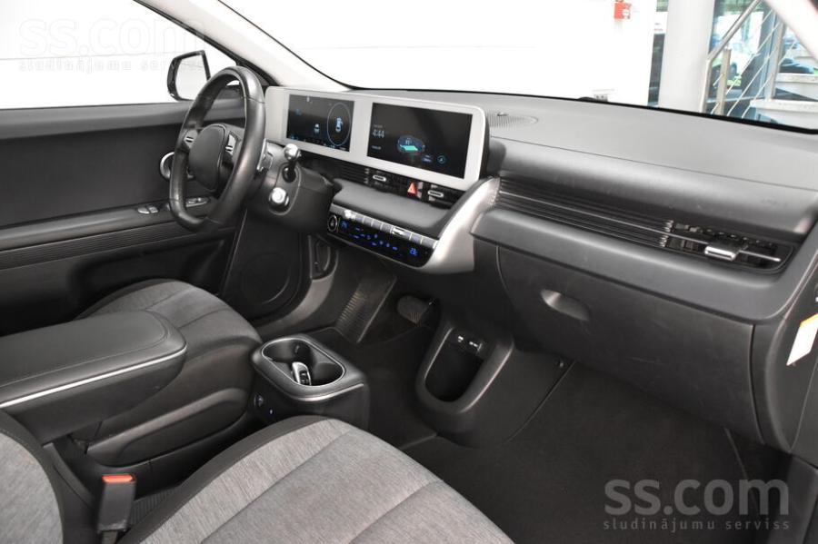 Balts Hyundai Ioniq 2022 Rīga, ar dzinēja tilpumu 0.00 L un nobraukumu 103 tūkst. km par 28490 €, foto 15 vietnē AUTOMOTO.COM.LV