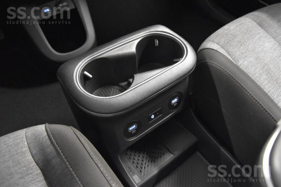 Balts Hyundai Ioniq 2022 Rīga, ar dzinēja tilpumu 0.00 L un nobraukumu 103 tūkst. km par 28490 €, foto 18 vietnē AUTOMOTO.COM.LV