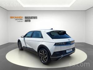 Белый Хендай Ioniq 2023 в Рига, объемом двигателя 1.60 л и пробегом 20 тыс. км за 28490 €, фото 5 на AUTOMOTO.COM.LV