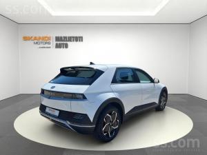 Белый Хендай Ioniq 2023 в Рига, объемом двигателя 1.60 л и пробегом 20 тыс. км за 28490 €, фото 7 на AUTOMOTO.COM.LV