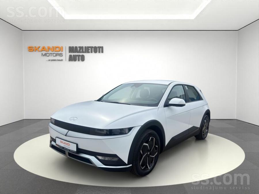 Balts Hyundai Ioniq 2023 Rīga, ar dzinēja tilpumu 1.60 L un nobraukumu 34 tūkst. km par 27490 €, foto 1 vietnē AUTOMOTO.COM.LV