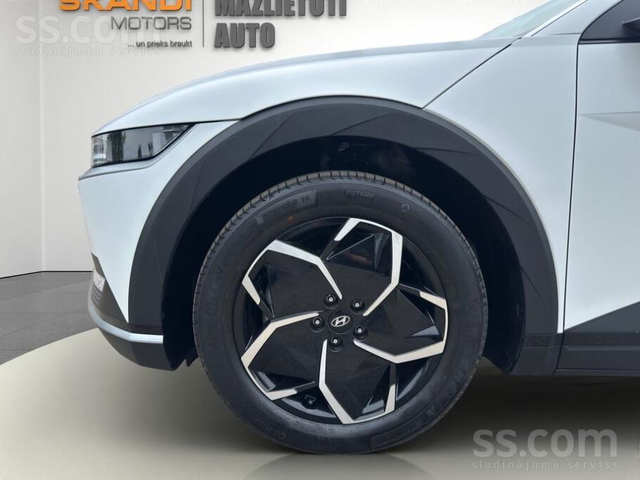 Balts Hyundai Ioniq 2023 Rīga, ar dzinēja tilpumu 1.60 L un nobraukumu 34 tūkst. km par 27490 €, foto 19 vietnē AUTOMOTO.COM.LV