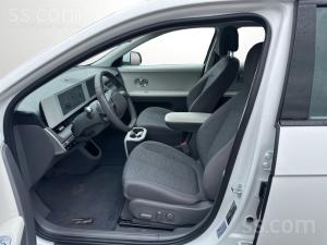 Balts Hyundai Ioniq 2023 Rīga, ar dzinēja tilpumu 1.60 L un nobraukumu 51 tūkst. km par 30490 €, foto 10 vietnē AUTOMOTO.COM.LV