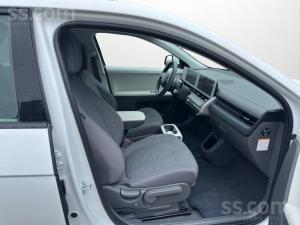 Balts Hyundai Ioniq 2023 Rīga, ar dzinēja tilpumu 1.60 L un nobraukumu 51 tūkst. km par 30490 €, foto 17 vietnē AUTOMOTO.COM.LV