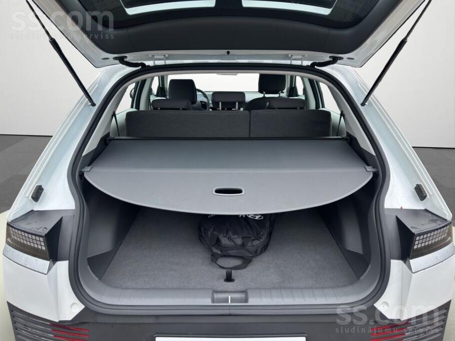Balts Hyundai Ioniq 2023 Rīga, ar dzinēja tilpumu 1.60 L un nobraukumu 51 tūkst. km par 30490 €, foto 18 vietnē AUTOMOTO.COM.LV
