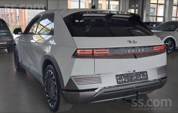 Balts Hyundai Ioniq 2023 Rīga, ar dzinēja tilpumu 0.00 L un nobraukumu 78 tūkst. km par 29890 €, foto 5 vietnē AUTOMOTO.COM.LV