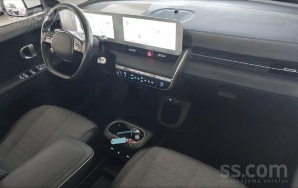 Balts Hyundai Ioniq 2023 Rīga, ar dzinēja tilpumu 0.00 L un nobraukumu 78 tūkst. km par 29890 €, foto 10 vietnē AUTOMOTO.COM.LV